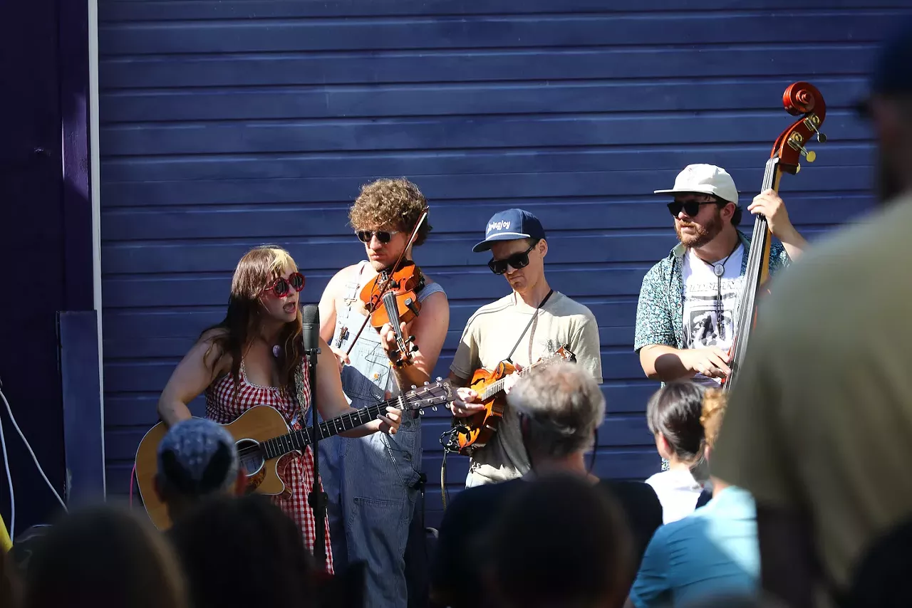 Photos: After Early Showers, Larchmere Porchfest Rocked on Without ...