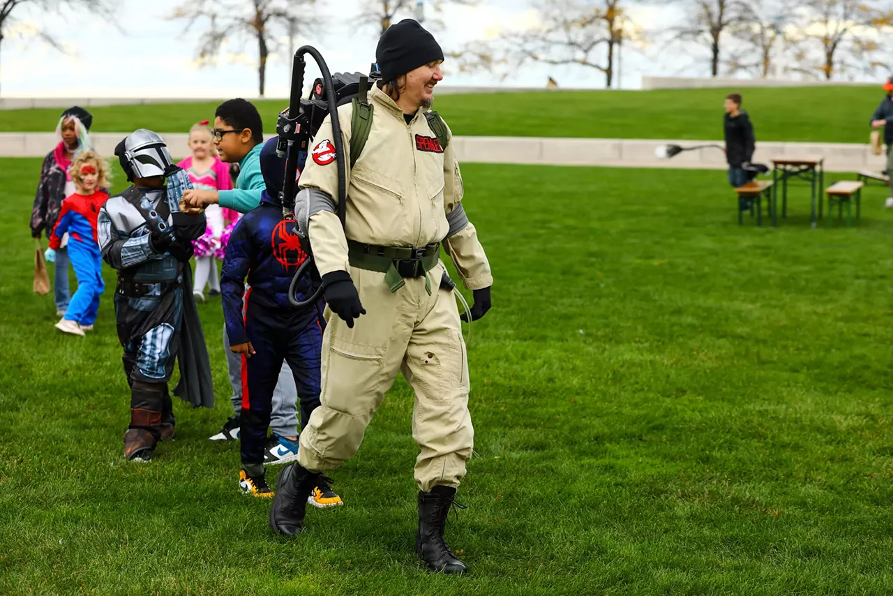 Photos From Downtown Cleveland's Fall Festival at Voinovich Park ...