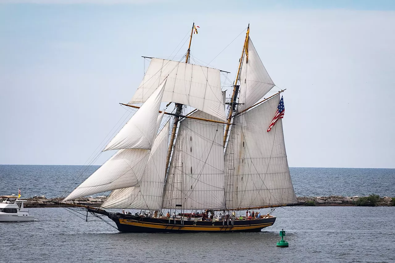 Photos From the Cleveland Tall Ships Festival's Parade of Sail ...
