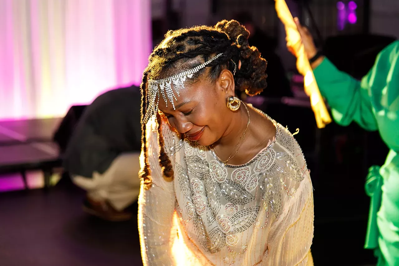 Photos: Revelers At CMA Took a Jump Back into the Jazz Age at MIX ...