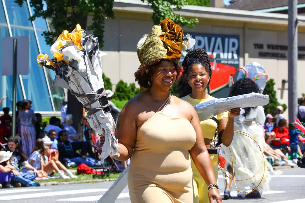 Photos: Visions of Harmony Were on Display for Parade the Circle 2024 ...