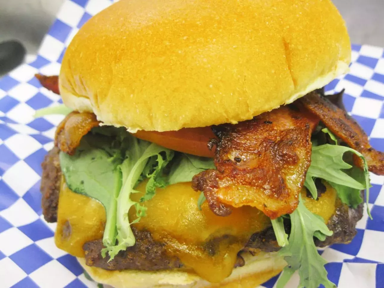 The 25 Best Cleveland Burger Spots, According To Yelp Rankings ...