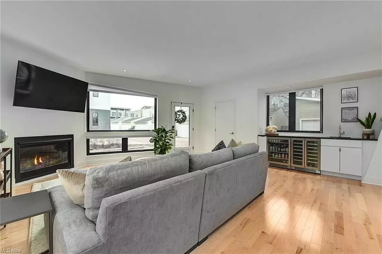 This Newly Built Tremont Home Is On The Market For $668,000 | Cleveland ...