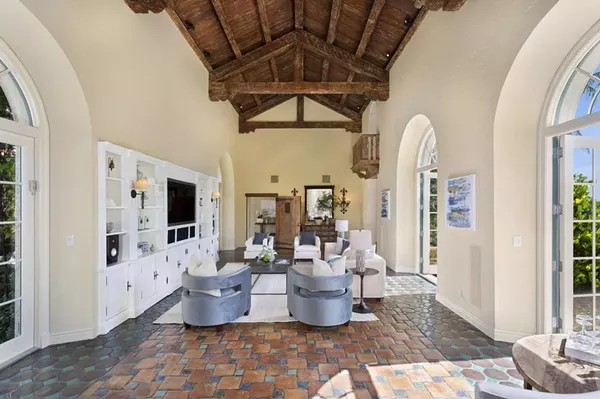 Check out the Two Insane Mansions an LLC Tied to Dan Gilbert Purchased ...