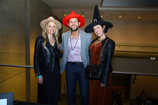 Photos: Hundreds of Creative Hats Were on Display at MIX at CMA: Mad ...