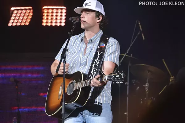 Concert Photos: Luke Bryan Brought the Country Party to Blossom ...