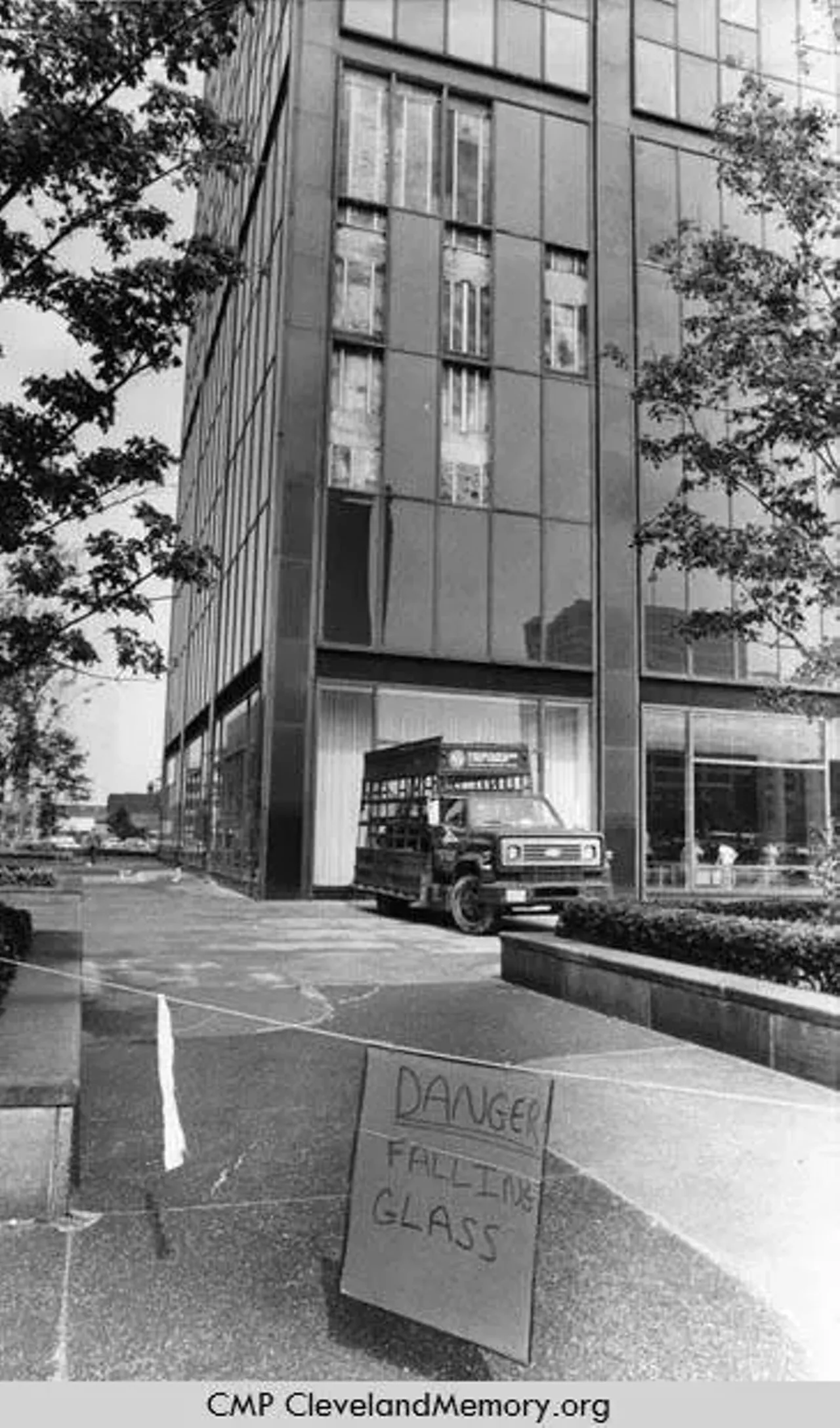 Vintage Photos of Cleveland's Erieview Tower and Plaza as Cleveland's ...